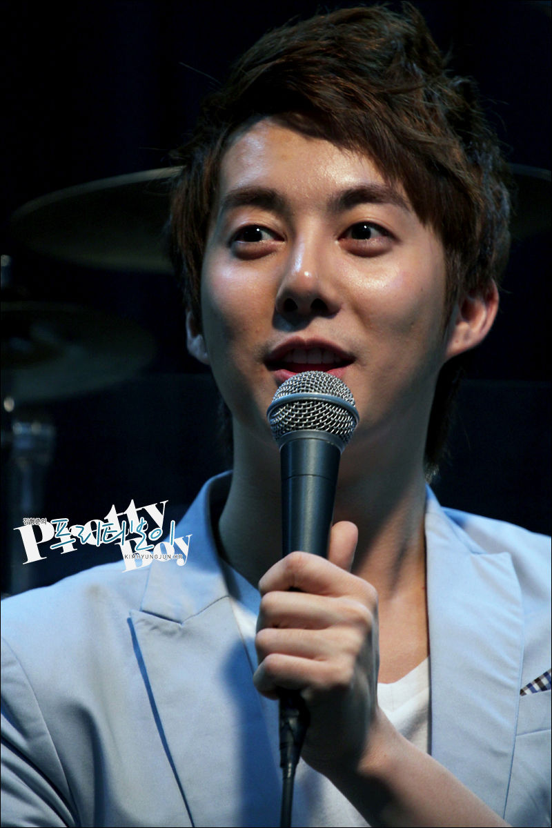 SS501 will comeback !!: Hyung Jun @ Star Life Theater Stalker Surprise ...