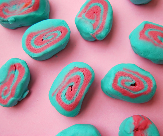 At home with Ali: Tissue paper lollies