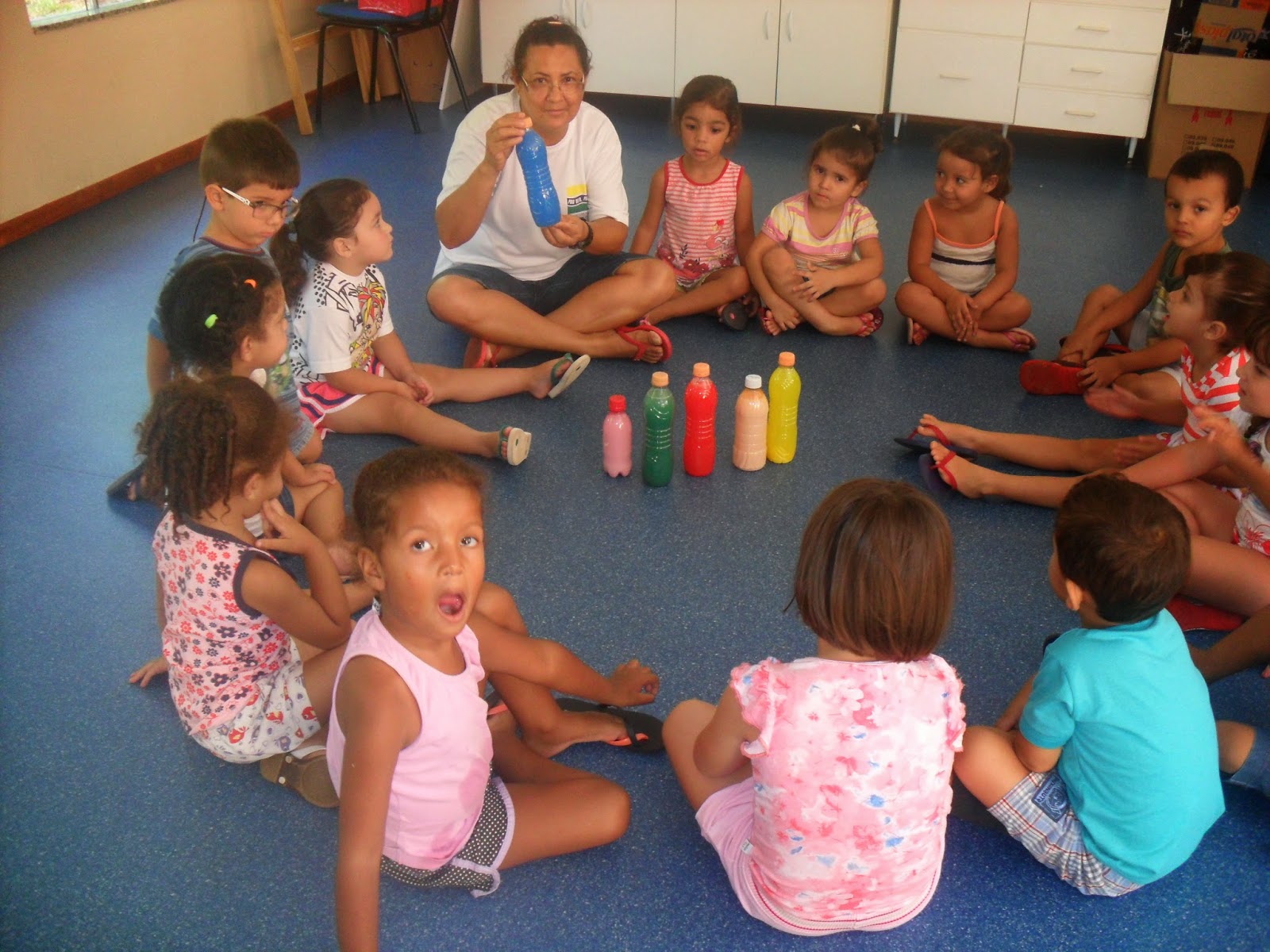 Creche Odette Moreira Cruz Pietraróia: Atividades da Creche - Maternal II