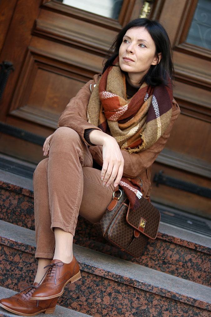 Sztruksowy komfort - Minimalissmo. Blog modowy