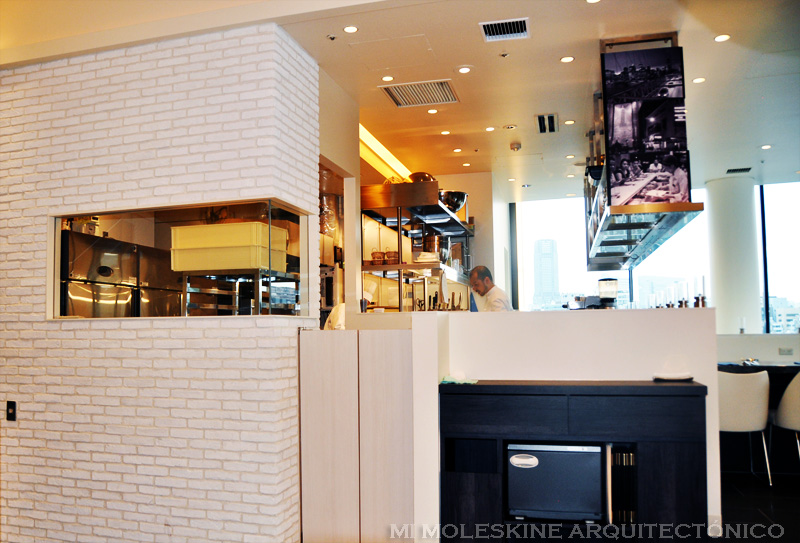 Mi Moleskine Arquitectónico: MVRDV: GYRE OMOTESANDO, TOKIO