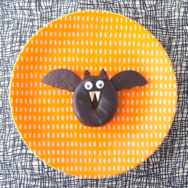 The Tiny Funnel: Spooktacular (doughnut) Bats