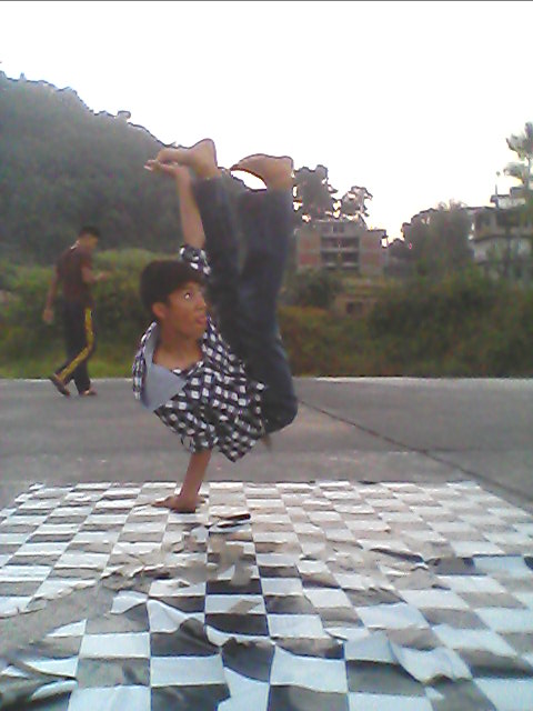 B Boying Step For Beginner/ B Boying Tutorials /How to Do B Boying ...