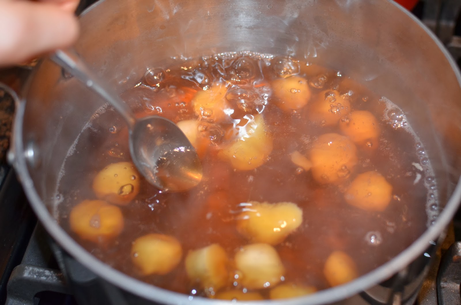 Playing with Flour: Chinese dessert soup with glutinous rice balls
