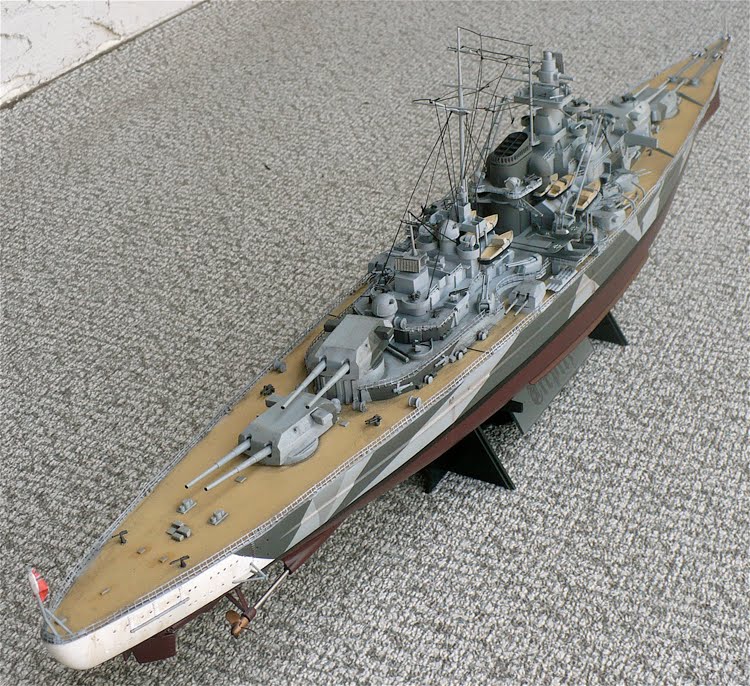The Great Canadian Model Builders Web Page!: Tirpitz