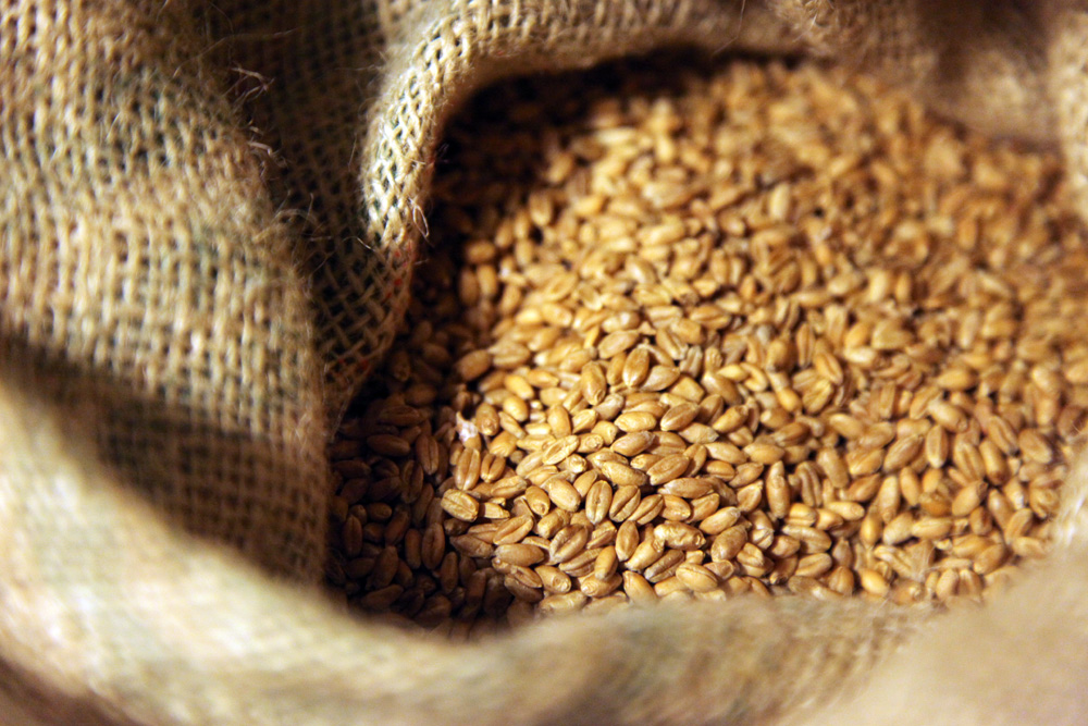 ziedu tirgotava "lakstos"