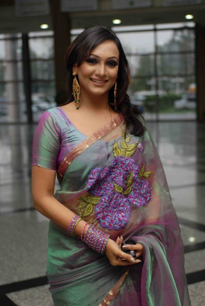 Super Star Model: Bangladeshi TV Actress Bindu Attractive Pictures