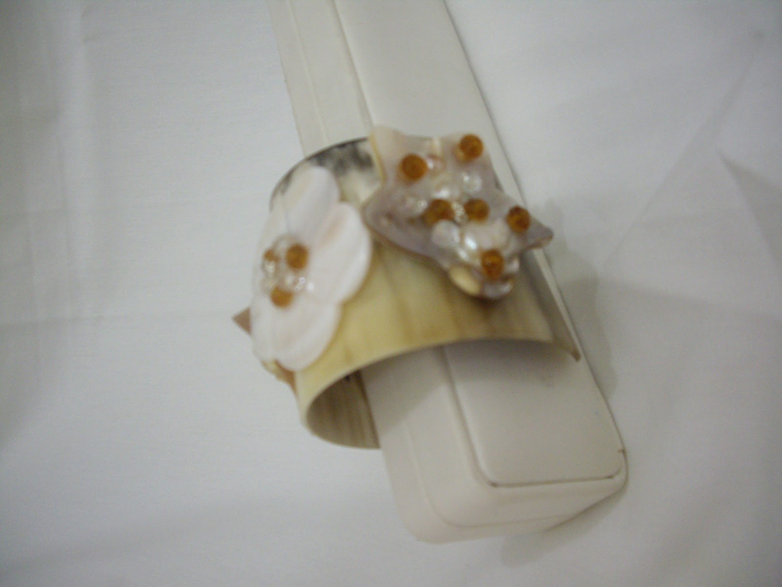 Joya´s By Ana Sánchez: COLLAR, PULSERA , ELABORADO EN PERLA, COCO ...