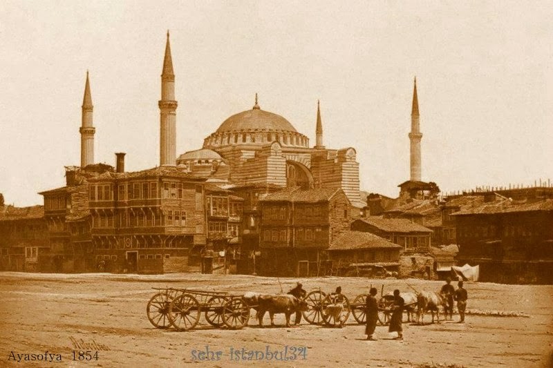 ΚΩΝΣΤΑΝΤΙΝΟΥΠΟΛΗ: ΑΓΙΑ ΣΟΦΙΑ (AYASOFYA CAMII).