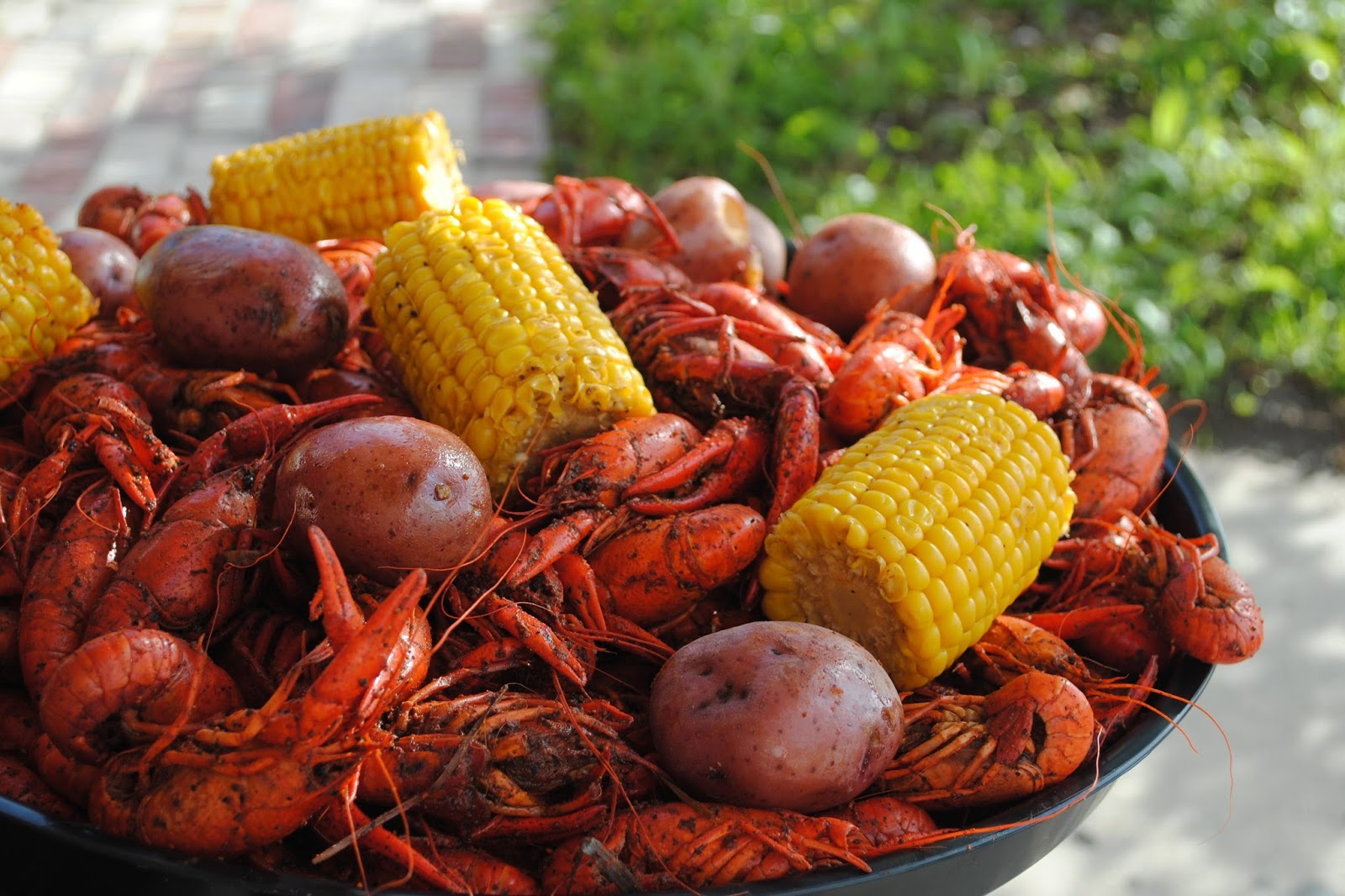 A Free Spirit's Bucket List: #15 Have An Authentic Louisiana Crawfish Boil