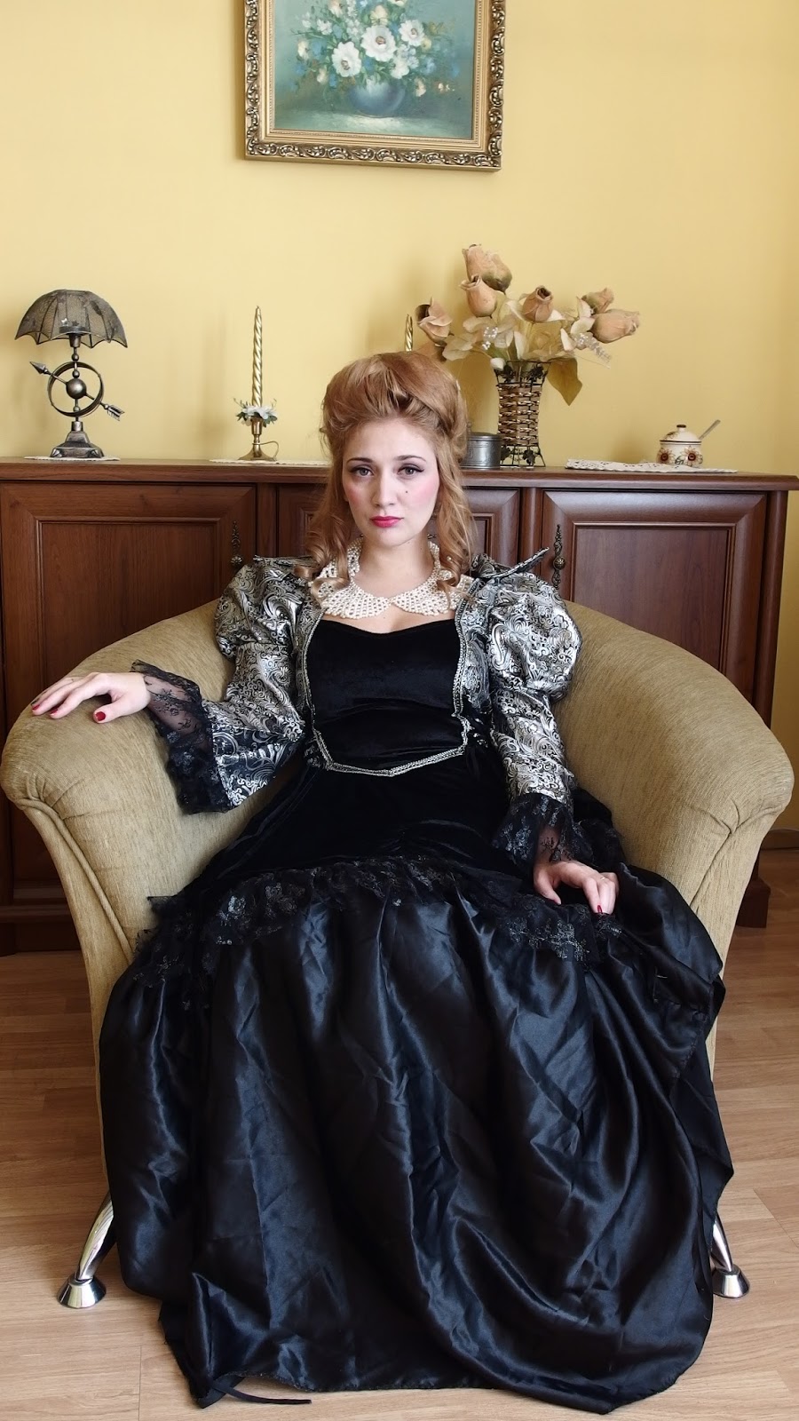 Wytyczne kosmetyczne: Barok. Makijaż i stylizacja.