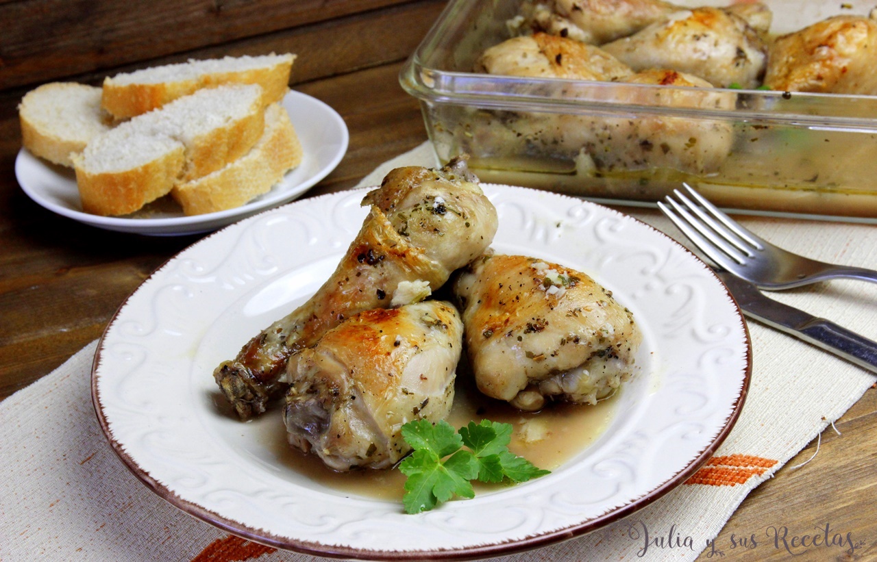 JULIA Y SUS RECETAS: Jamoncitos de pollo al ajillo en microondas