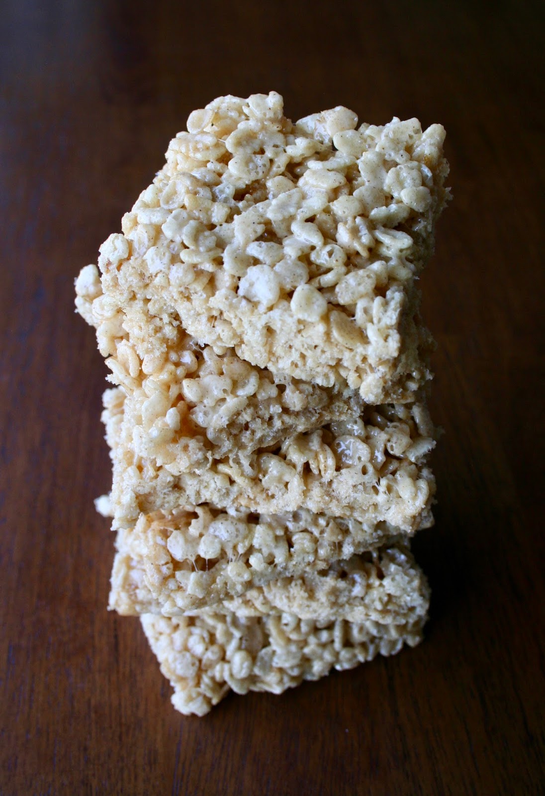 Cinnamon Roll Rice Krispies Treats