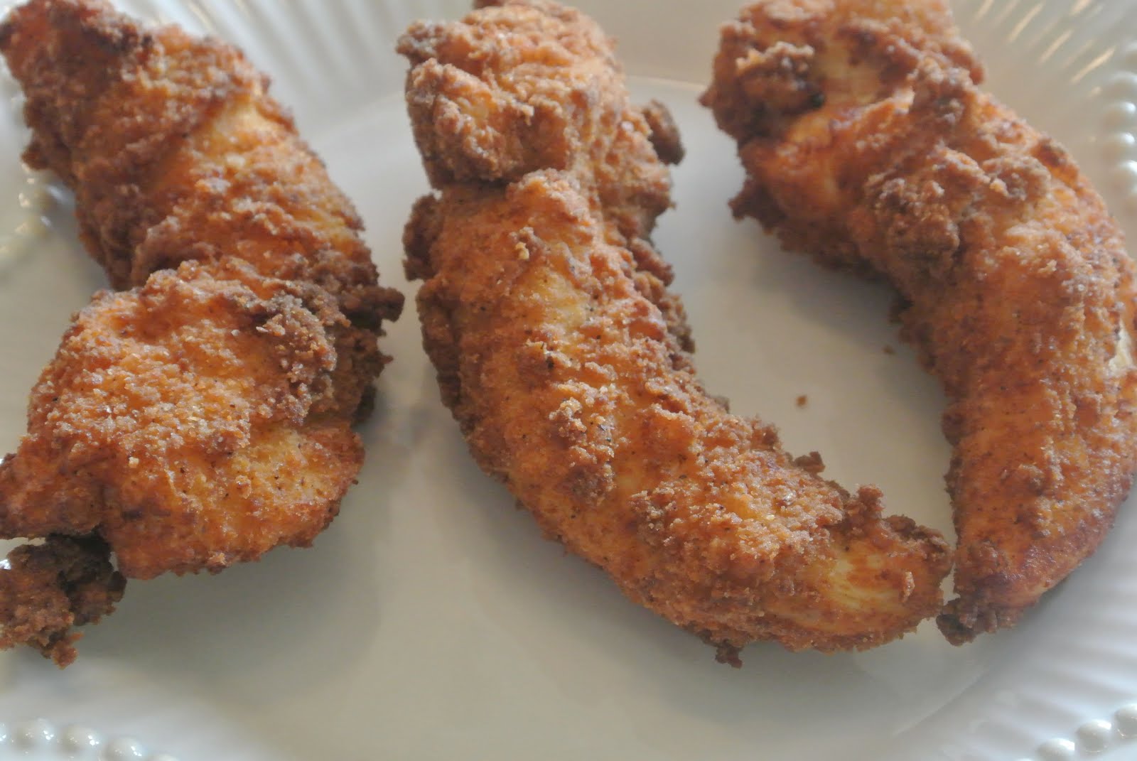 The Barbee Housewife: Spicy Chicken Tenders