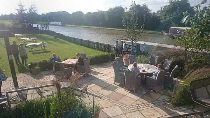 Dinner with a View at The Navigation Inn - The Life of a Social ...