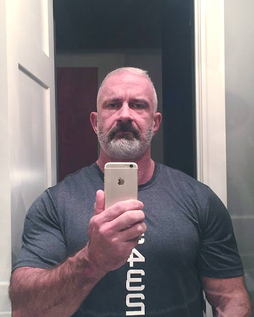 A Daddy a Day: Best kind of burly.