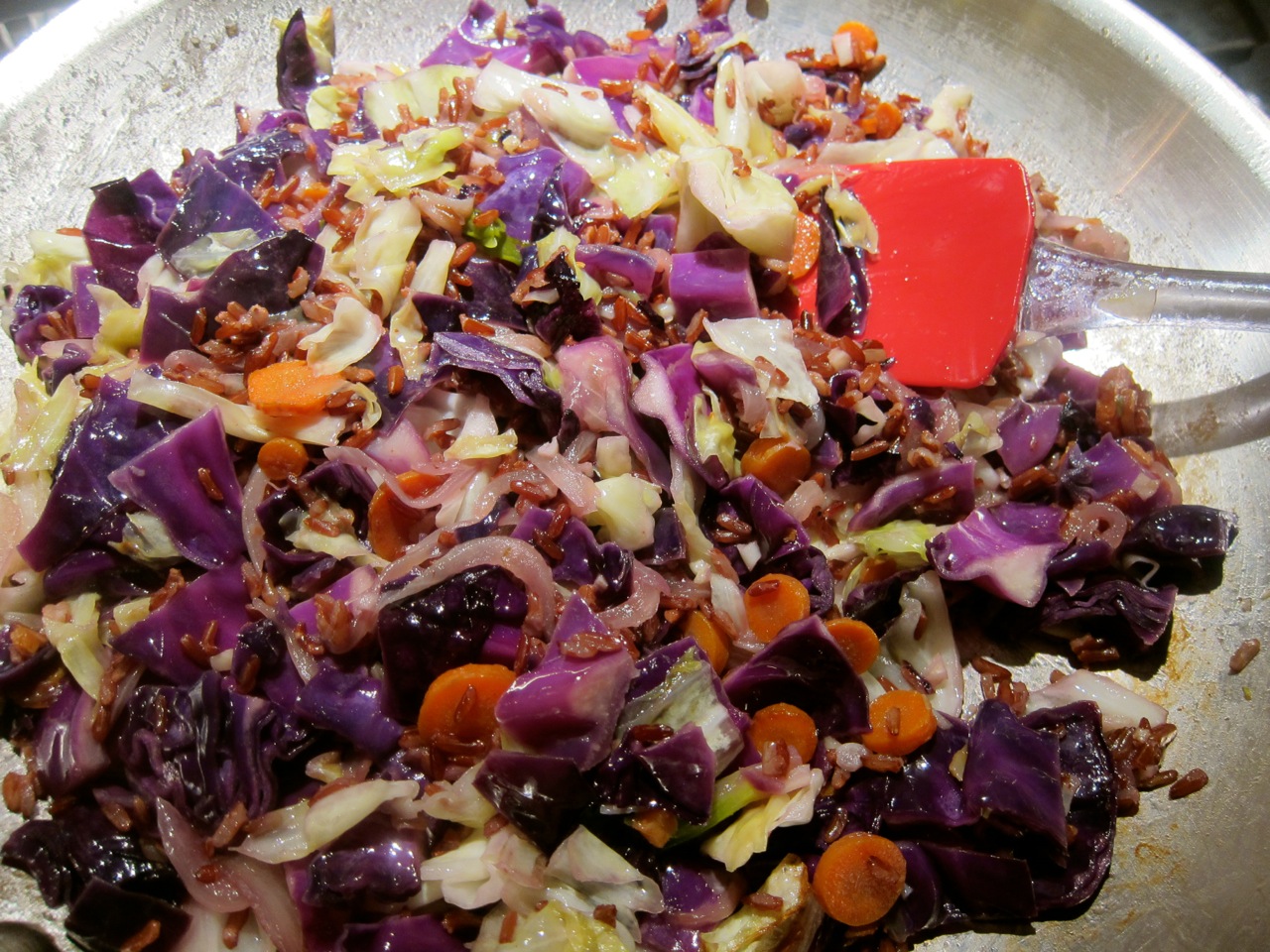 Cuisine Ici: Rainbow Cabbage and Rice
