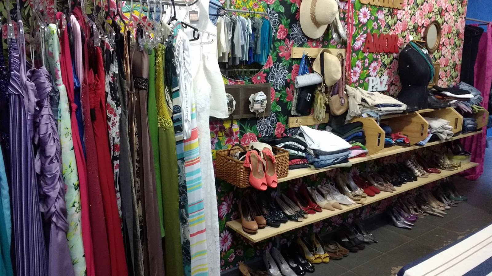 KarenGabi: BRECHÓ, BAZAR E BAZAAR: QUAL A DIFERENÇA?