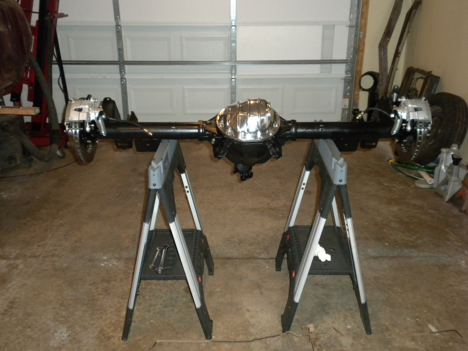 1965 Chevelle Malibu SS Restoration: Rear axle R&R