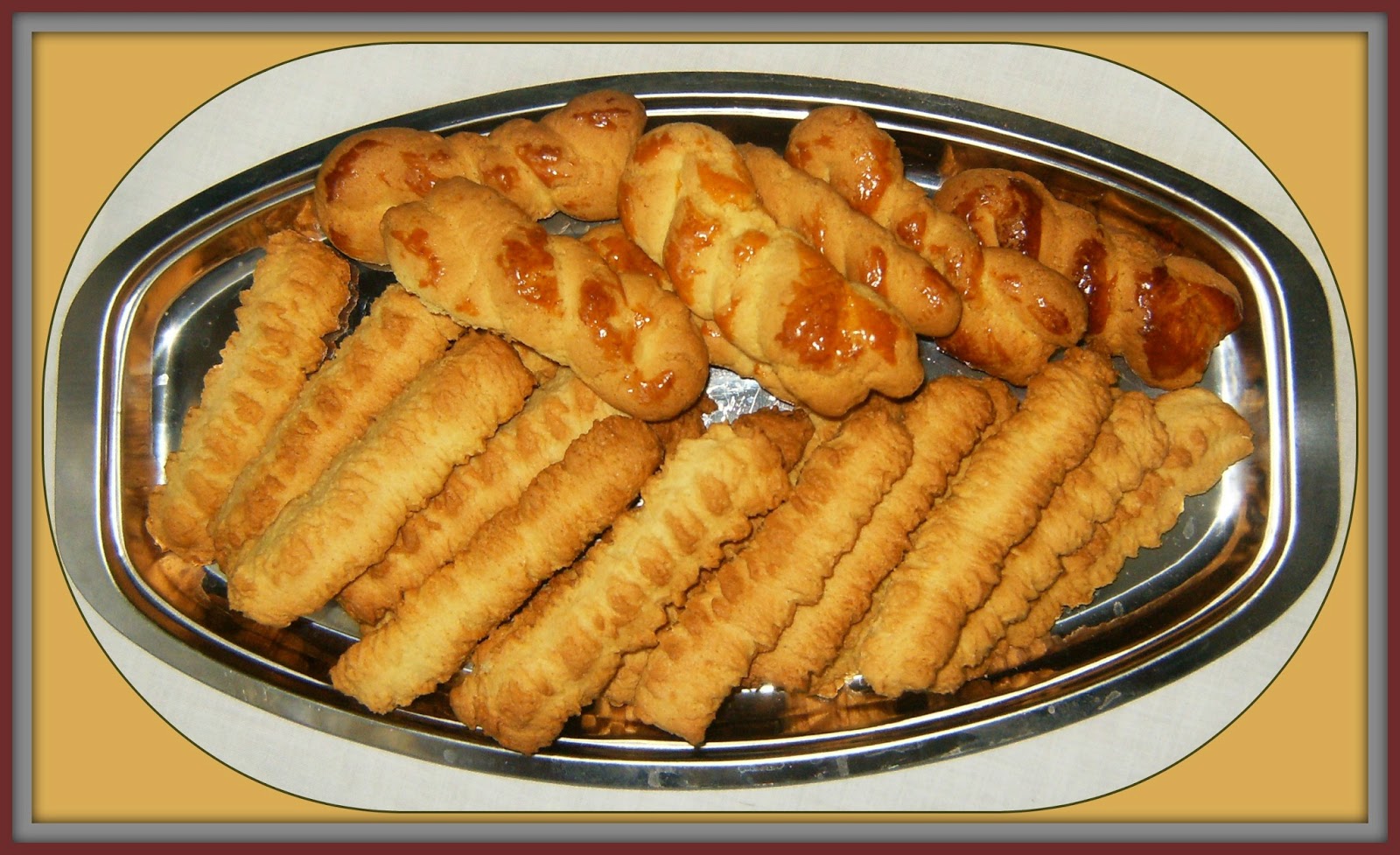 lila365idees: ΠΑΡΑΔΟΣΙΑΚΑ ΠΑΣΧΑΛΙΝΑ ΚΟΥΛΟΥΡΙΑ (TRADITIONAL EASTER COOKIES)