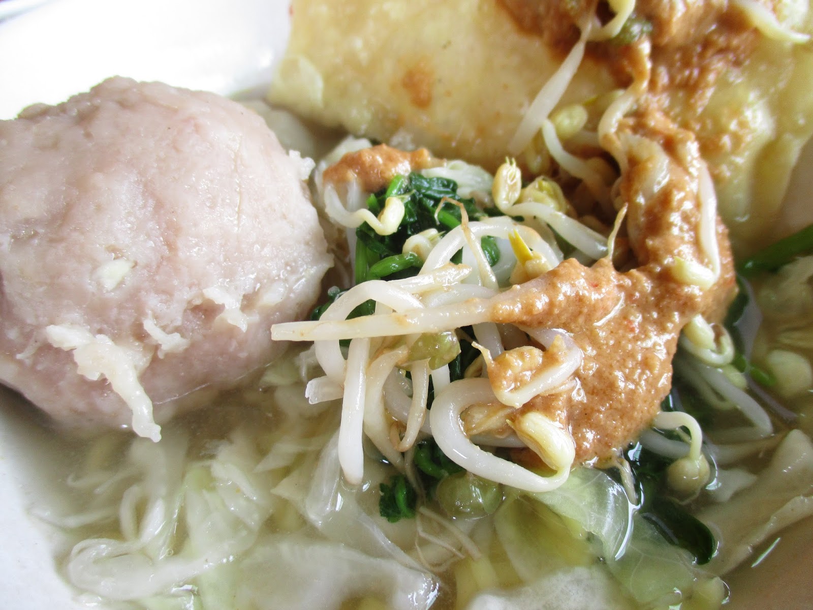 Bakso Pecel - Variasi baru kudapan bakso - Wulan Kenanga