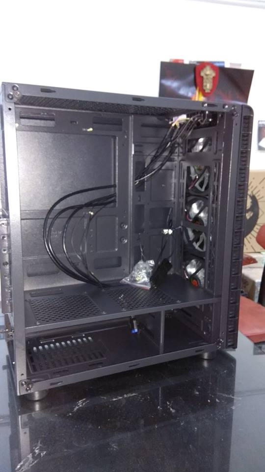 Review Singkat Casing PC Cube Gaming Valborg Tempered Glass Rainbow RGB ...