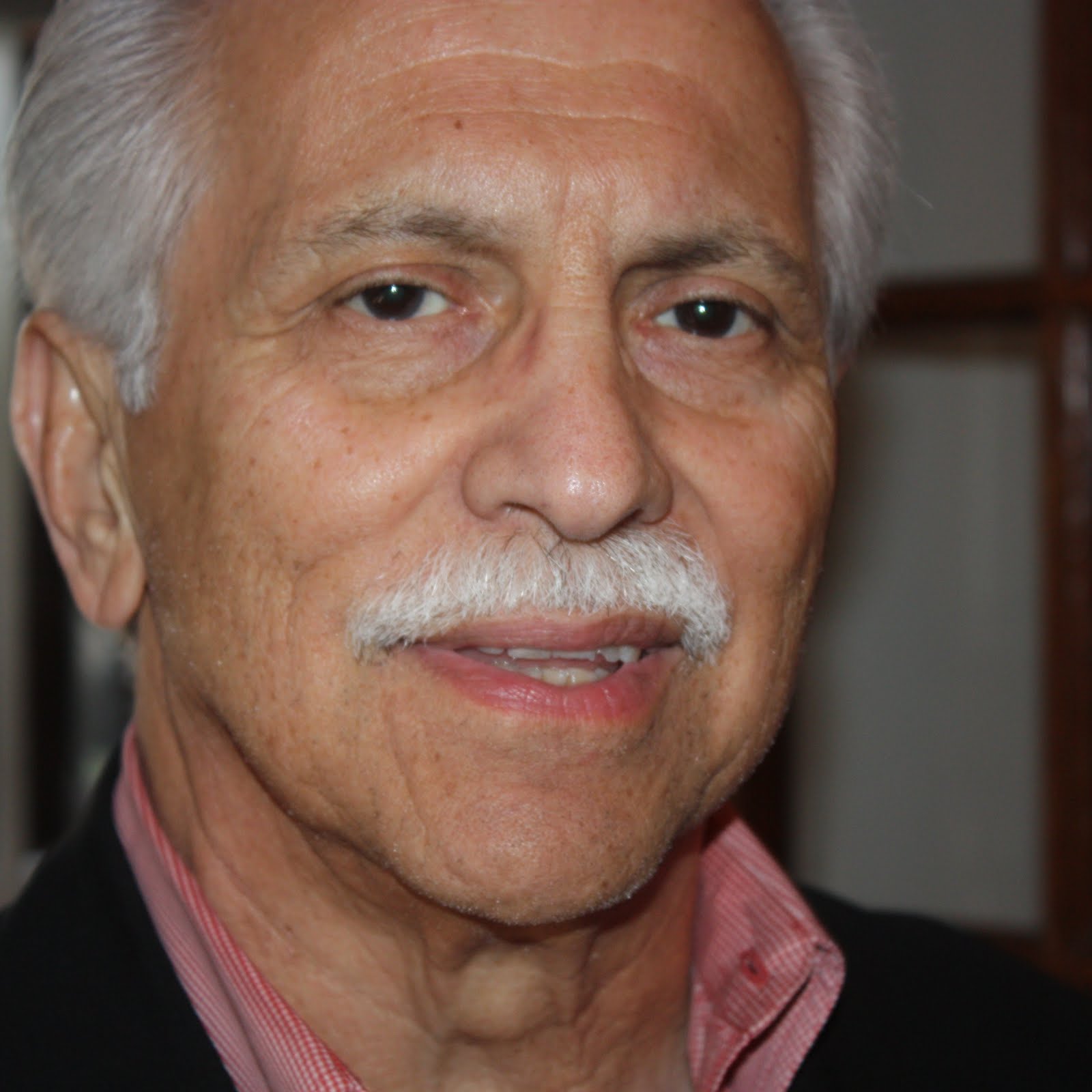 Walker Report - Shedding Light on Bexar County: Crowd turns out for ...