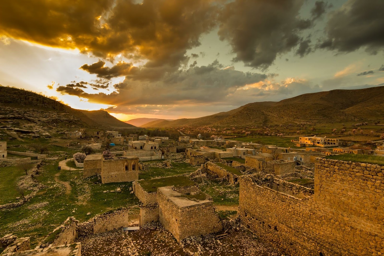 The Land of Kurds -Kurdistan (Anatolia-Mesopotamia): Kurdish (Medes) People