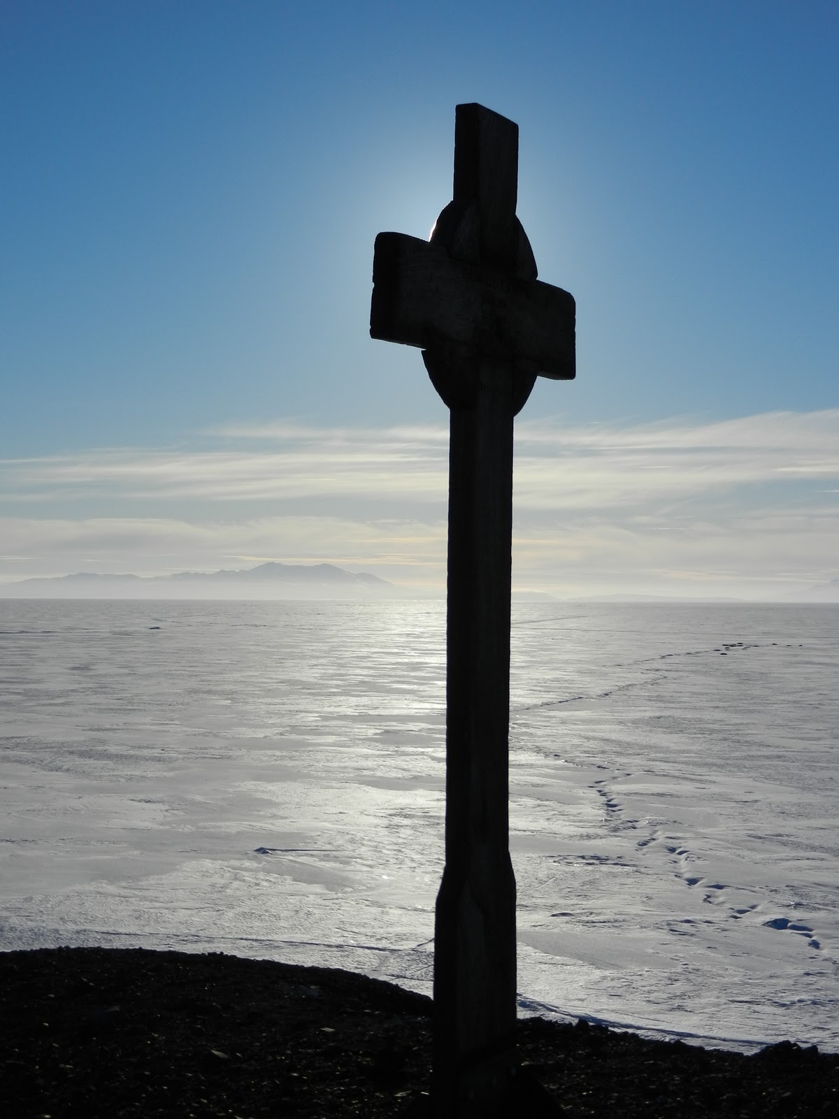 Joy of Discovery: Hut Point Ridge hike