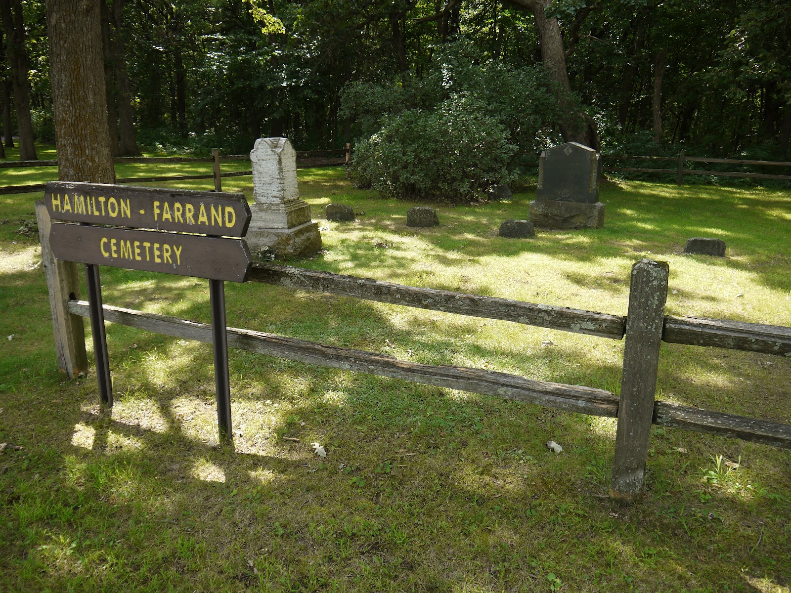 Minnesota Cemeteries: Belle Prairie Park Pioneer Cemetery