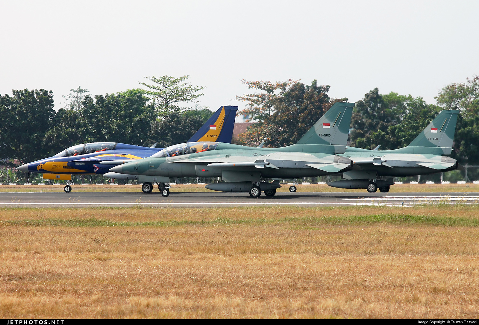 DEFENSE STUDIES: KSAU Tetap Hentikan Penggunaan Jet Tempur T50i untuk ...