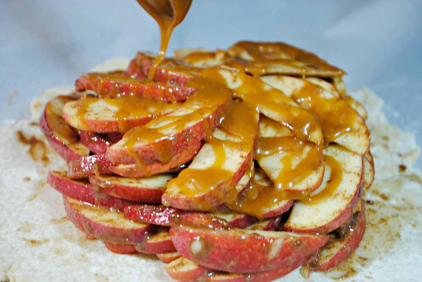 GourmetGents: Yapple-Dapple (Apple galette, cognac caramel sauce)