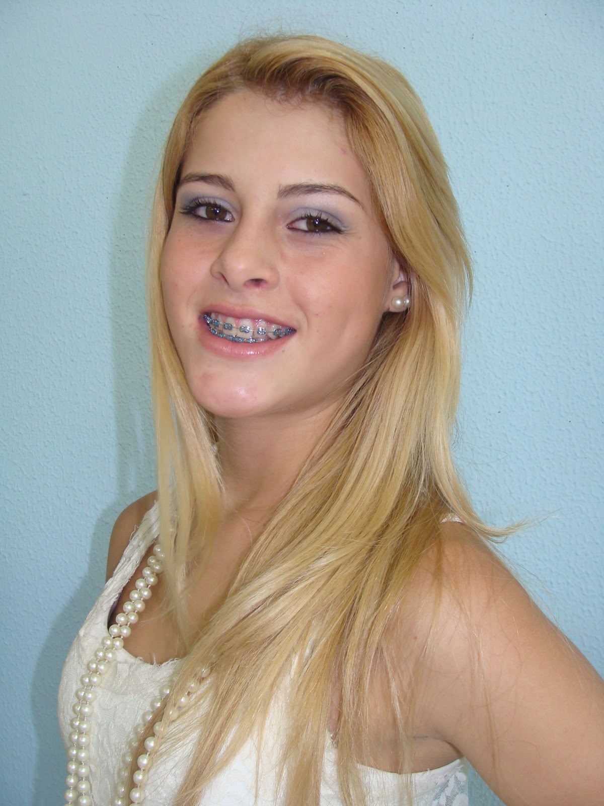 MultiColor Interatividade: Miss Cidade Tiradentes 2011 é a Mariane Lima