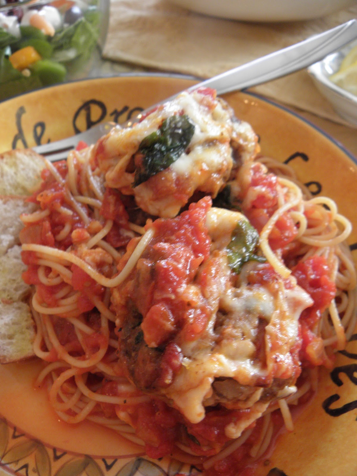 The Cozy Little Kitchen: Delicious Homemade Spaghetti and Meatballs