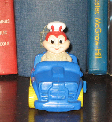Percy's Fast Food Toy Stories : Jollibee - Mascot in blue car