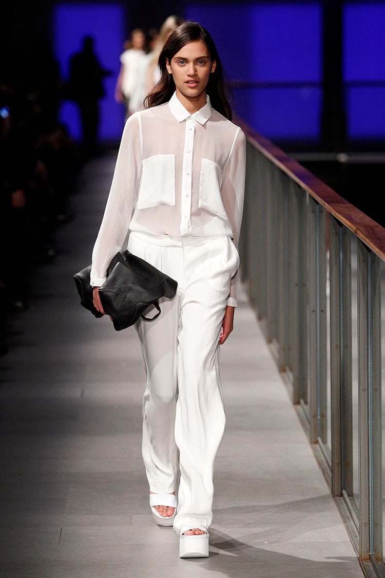 ROMANTIC AND CHIC: 080: Mango Catwalk