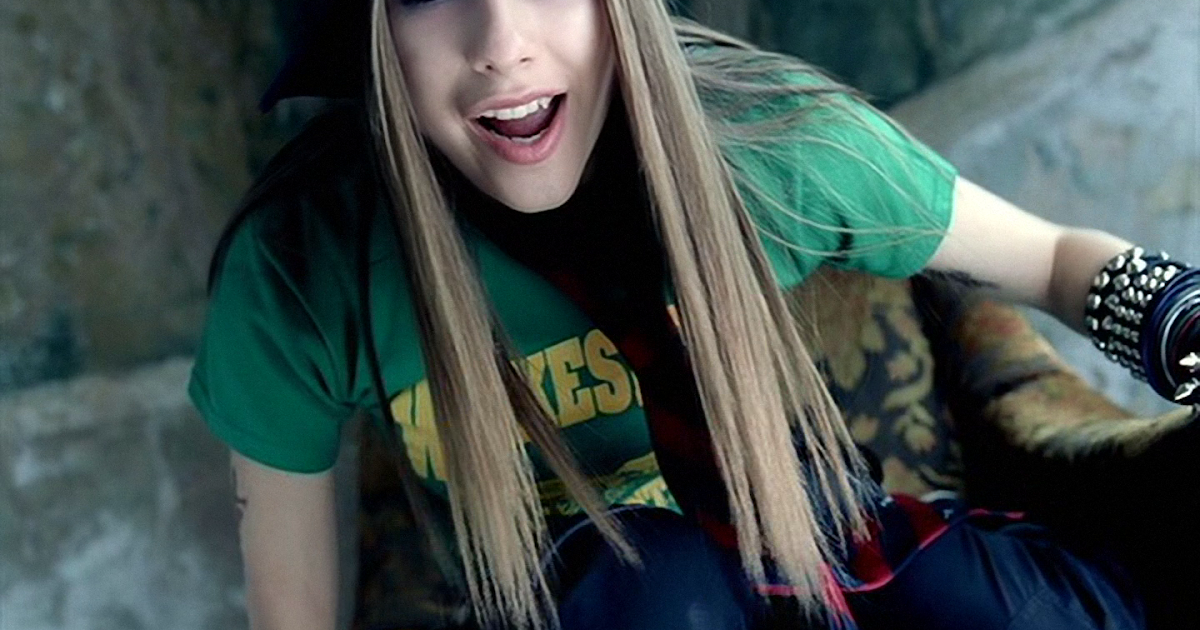 Hell Yeah - Avril Lavigne Fansite