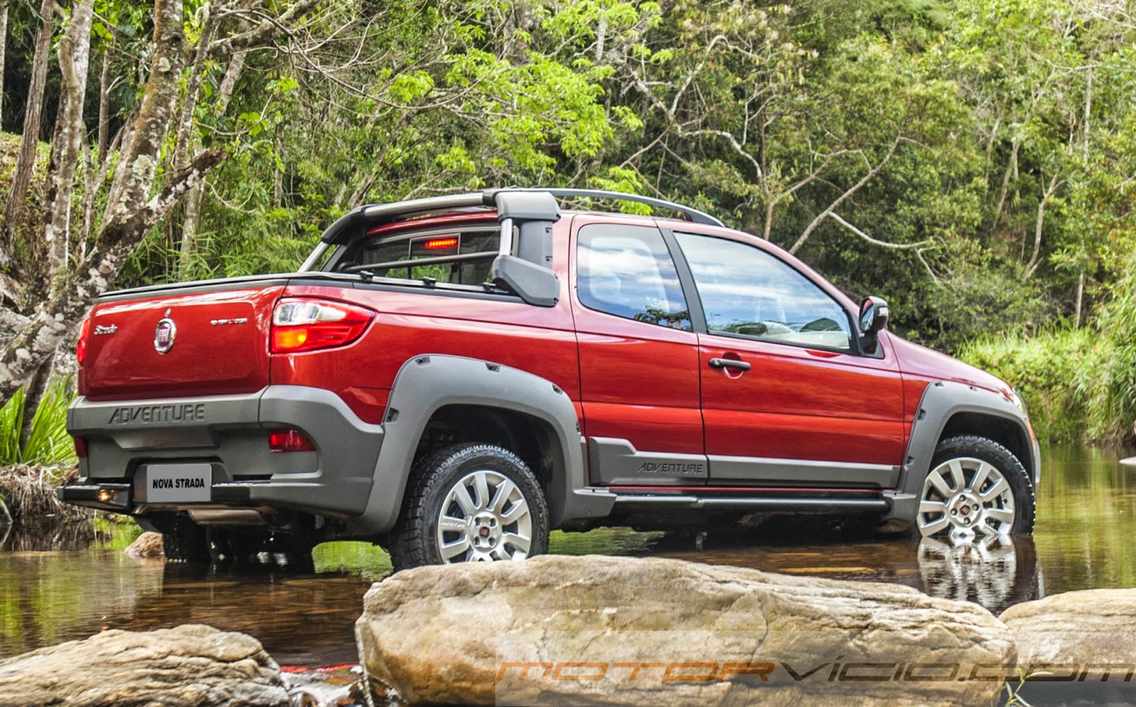 Fiat Strada 2014: vídeo, fotos, preços e detalhes