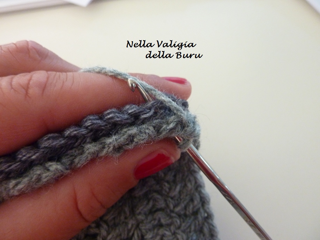 Nella valigia della Buru: Manicotti crochet interamente realizzati a ...