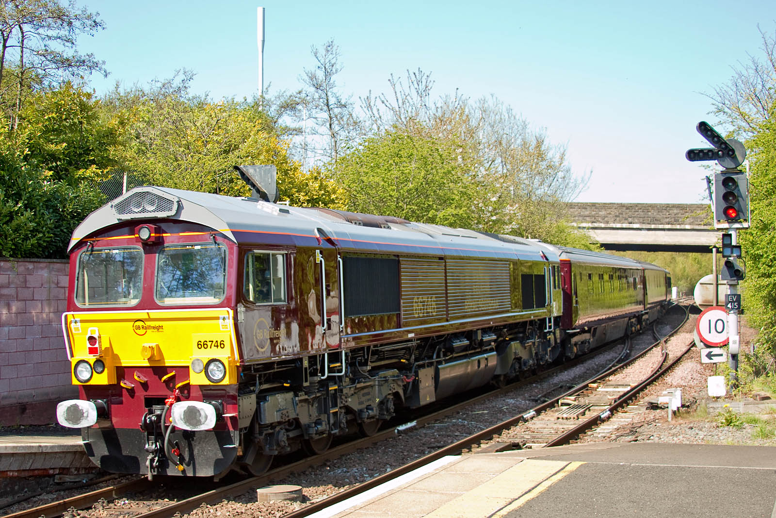 47s and other Classic Power at Southampton: GBRf operated Royal ...