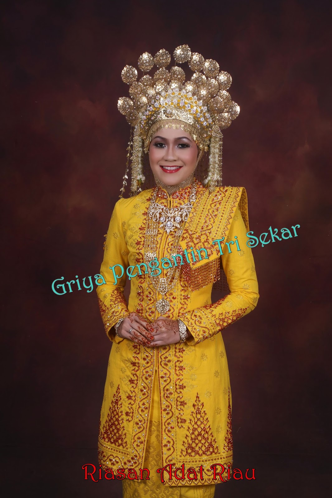 Griya Pengantin Tri Sekar: UPACARA PERNIKAHAN ADAT KEPULAUAN RIAU