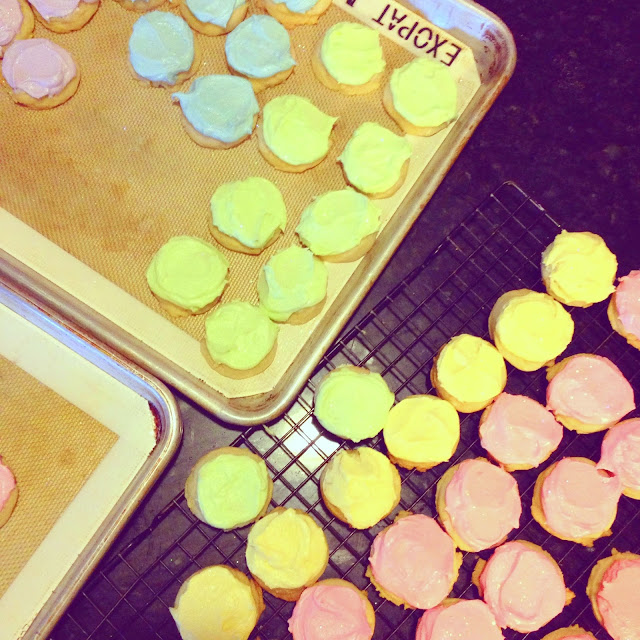 Anne Strawberry: Mini Soft Rainbow Sugar Cookies