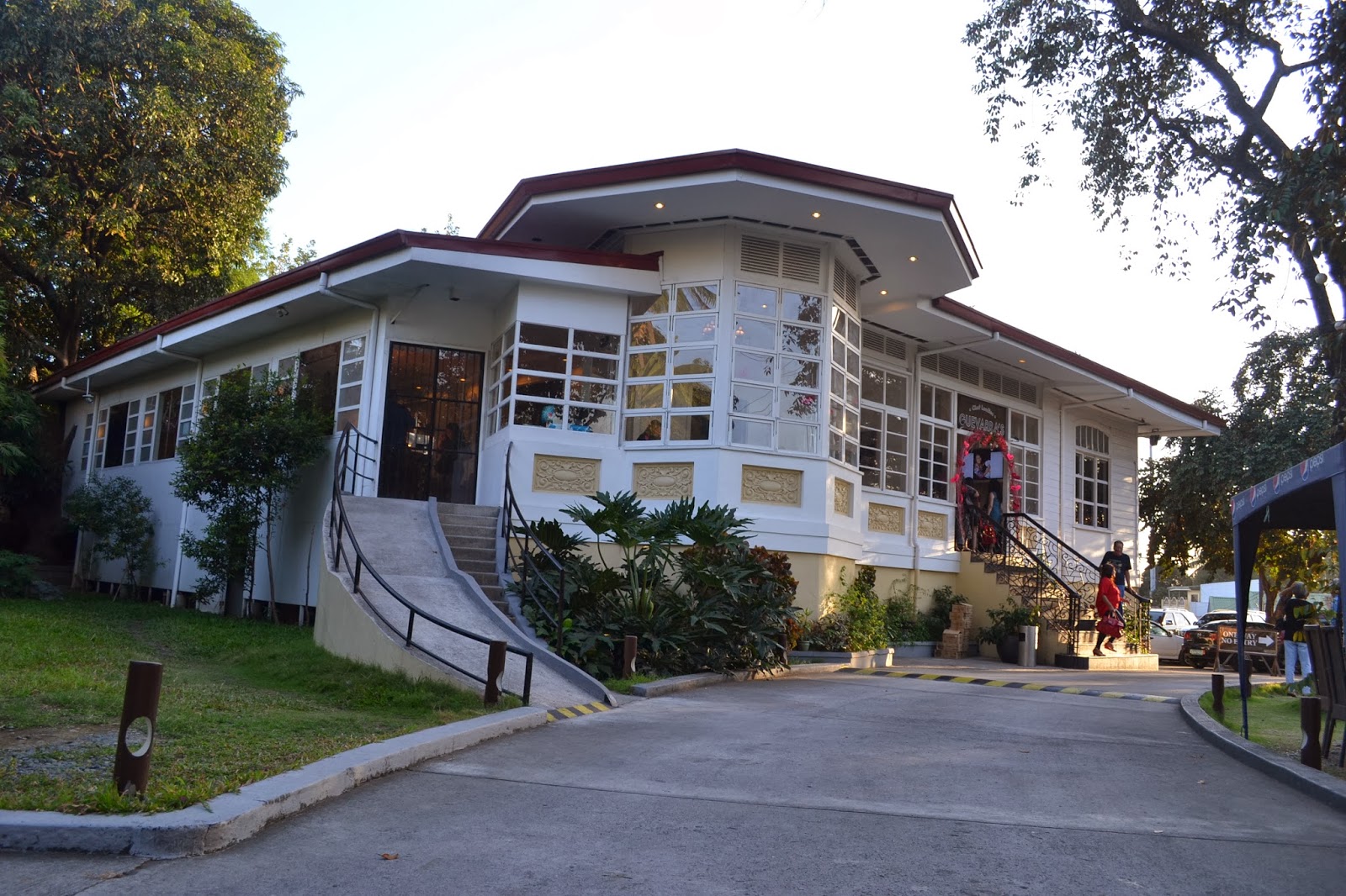 Mom'sHug LIFESTYLE ღ: Buffet at Chef Laudico Guevarra’s