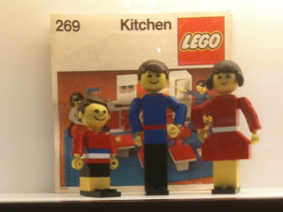 Nesting in Skyscrapers: Lego Exhibition in Taikoo: "Build up your ...