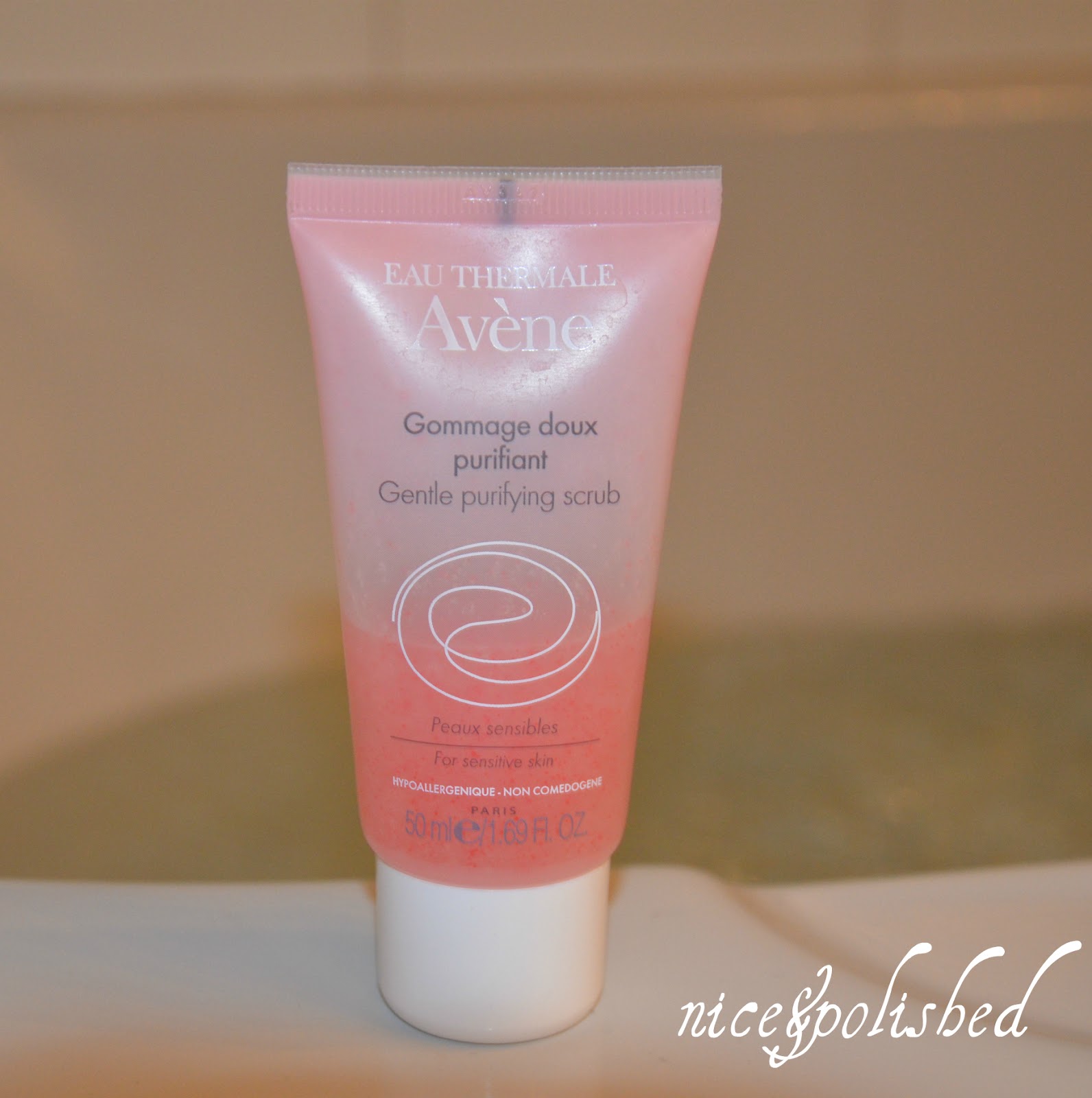 Nice & Polished: Avene Gentrle Purifying Scrub Review
