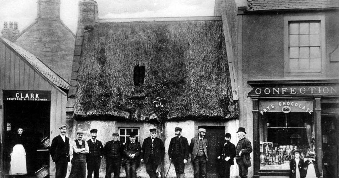 Tour Scotland: Old Travel Blog Photograph Shops And People Largs Scotland