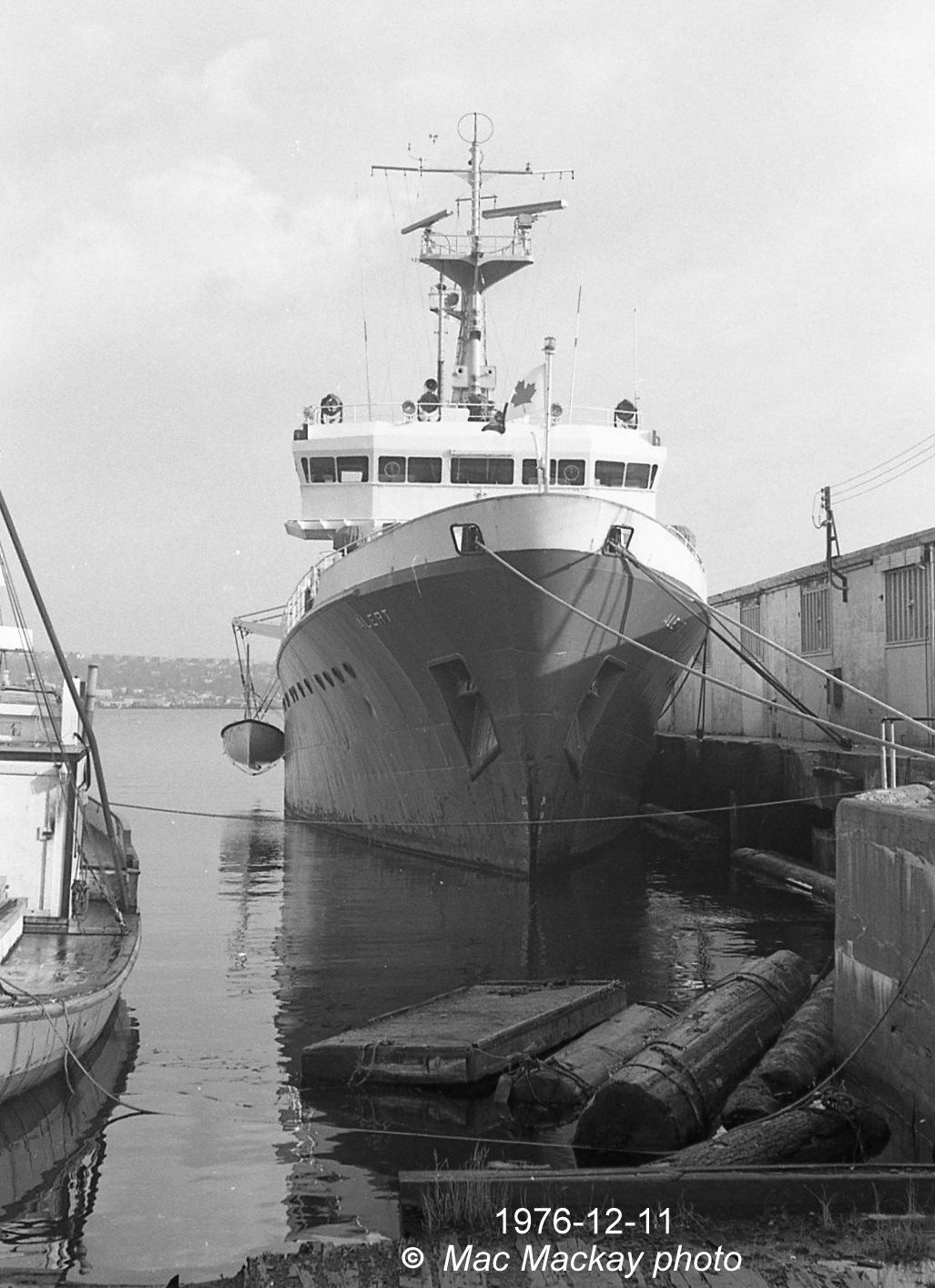 Shipfax: ex CCGS Alert to the breakers