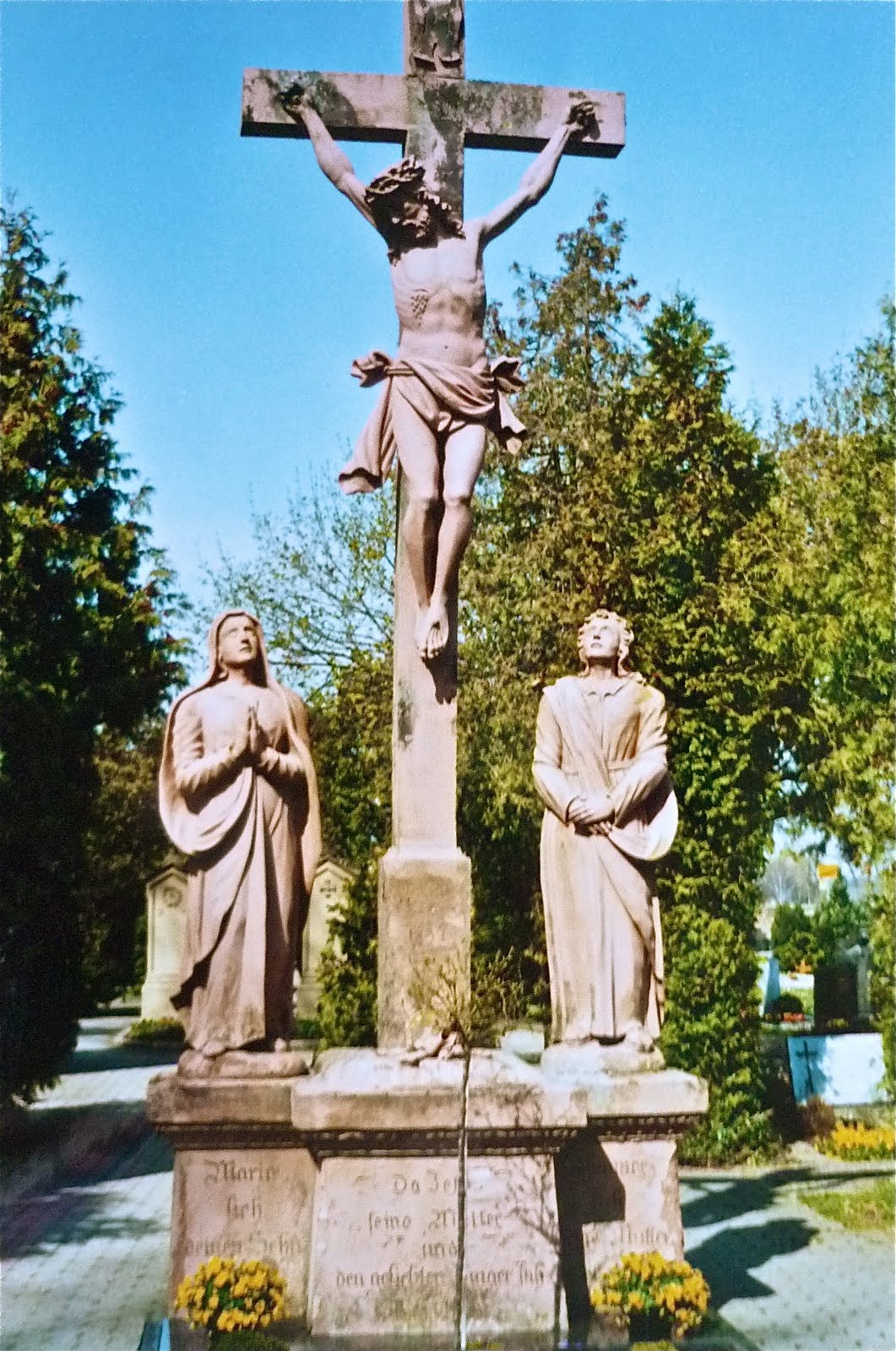 Kreuzwege - Wegkreuze: Kreuze und Heiligenfiguren in Geinsheim ...