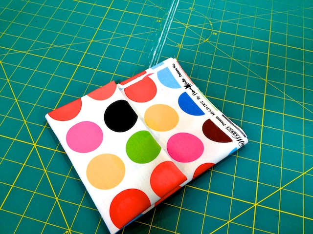 Valli & Kim: Folding Fat Quarter Tutorial