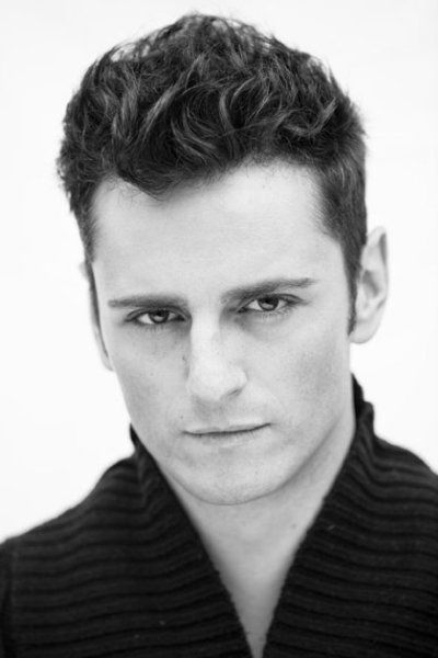 Asier Etxeandía y Álex García se disputarán a "La Novia" de Inma Cuesta ...